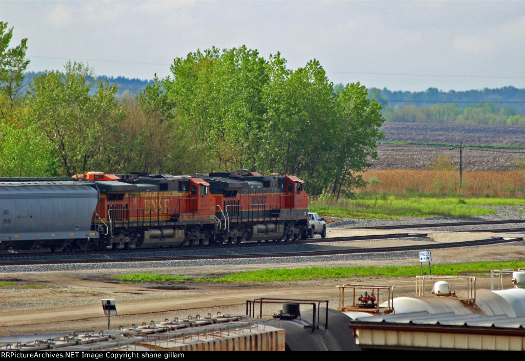 BNSF 1099